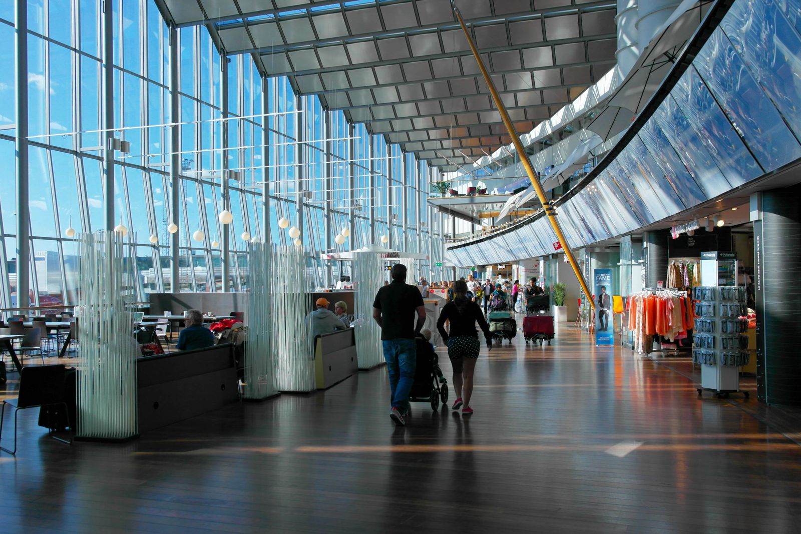 RISE developing autonomous bus route connecting Arlandastad, Arlanda ...